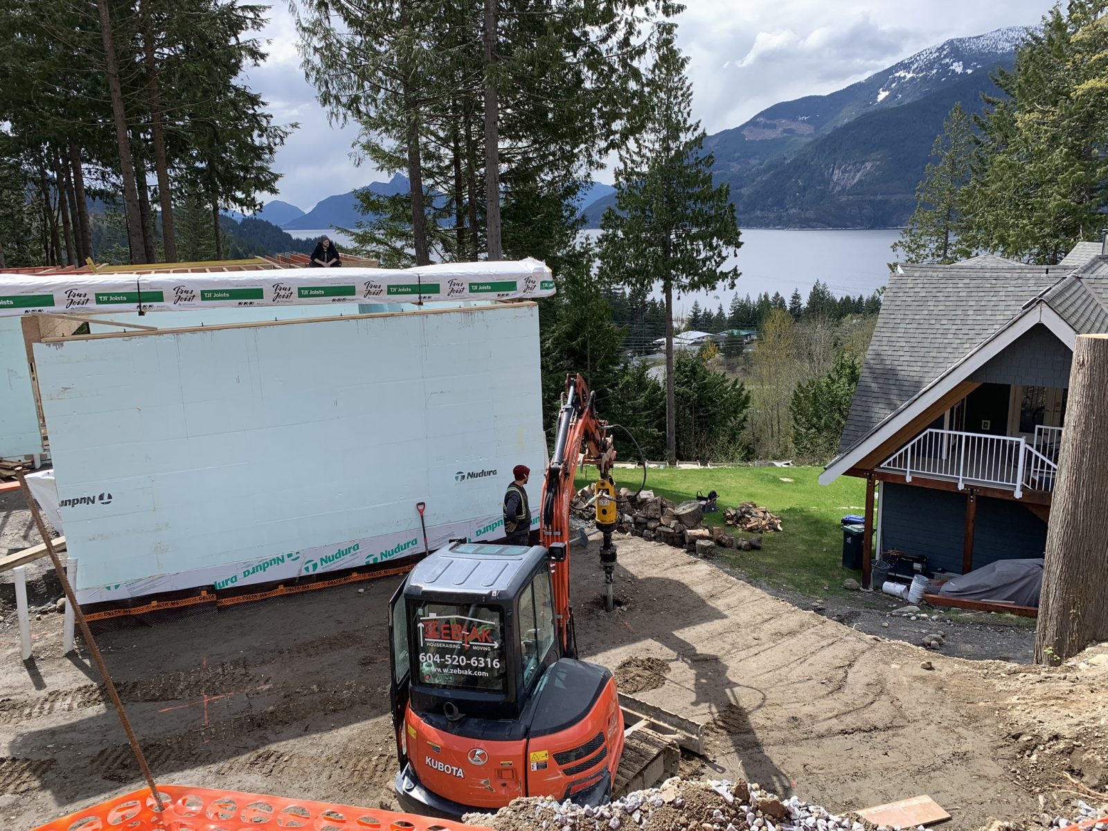 Zebiak - Goat Ridge Drive Britannia Beach - Vancouver House Raising